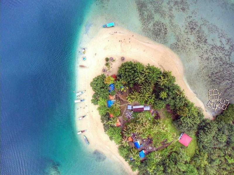 Dikira Seram, Ternyata Pulau Setan di Sumatera Barat Ini Penuh Keindahan