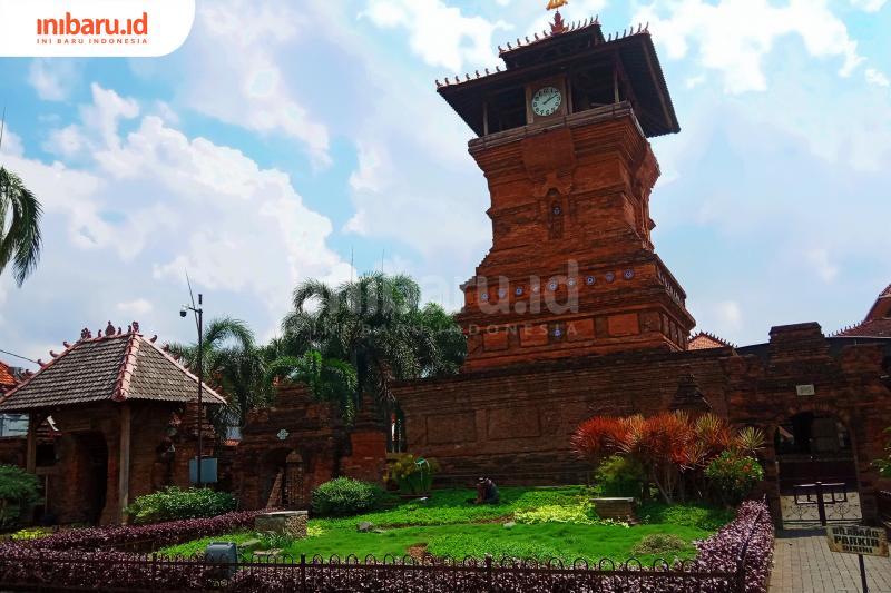 Sunan Kudus dan Rajah Kalacakra yang Melengserkan Jabatan