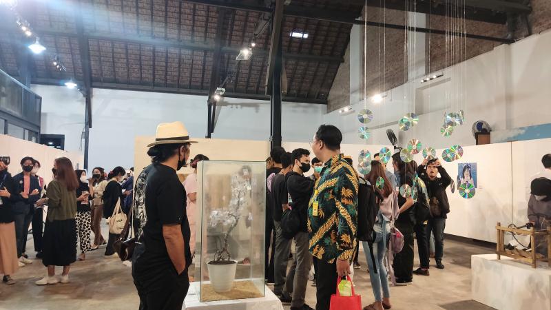 Nostalgic; Menghargai Kenangan dengan Seni Rupa ala Mahasiswa Unnes ...