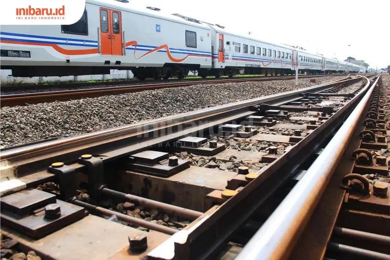Apa Saja Fungsi Kerikil di Rel Kereta Api?
