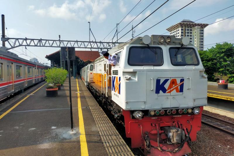 Lebih Nyaman, Tiga KA di Daop 4 Semarang Beroperasi dengan Sarana Terbaru