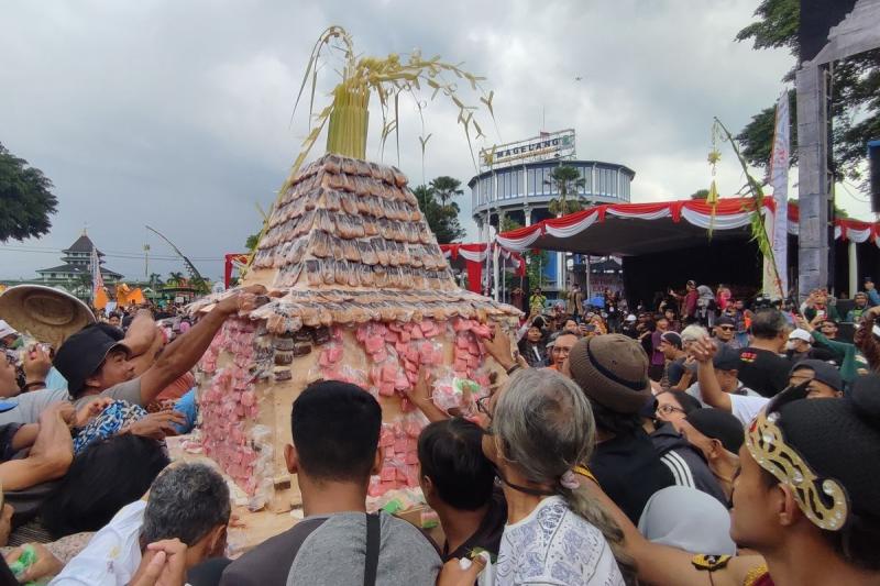 Grebeg Getuk 2025 Sukses Meriahkan Hari Jadi ke-1.119 Kota Magelang