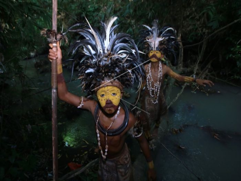 Pelesiran ke "Zaman Old" di Kampung Primitif