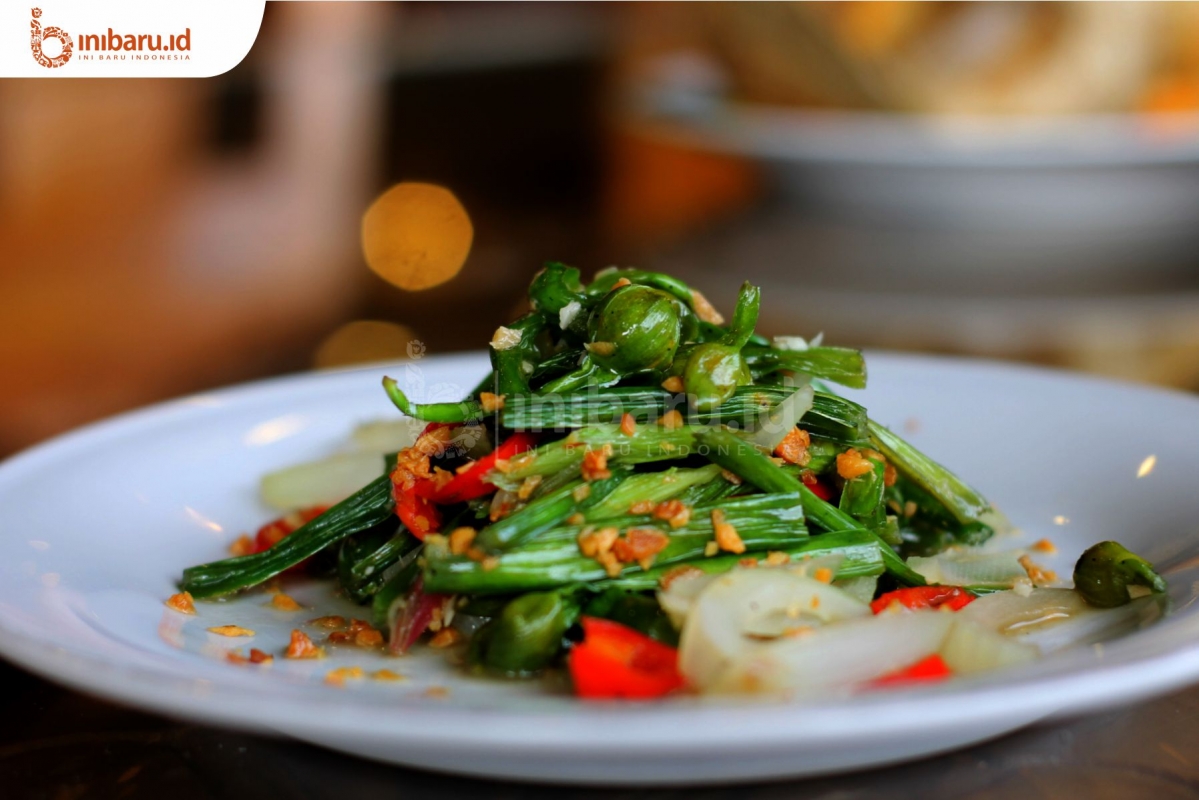 Oseng Genjer di RM Muncul Jaya Ungaran, Dari Gulma Jadi Menu Istimewa