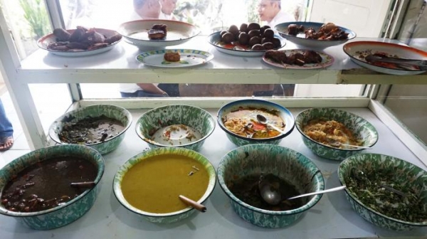 Menu-Menu Khas Jawa Ada di Warung Ijo Baciro Yogyakarta