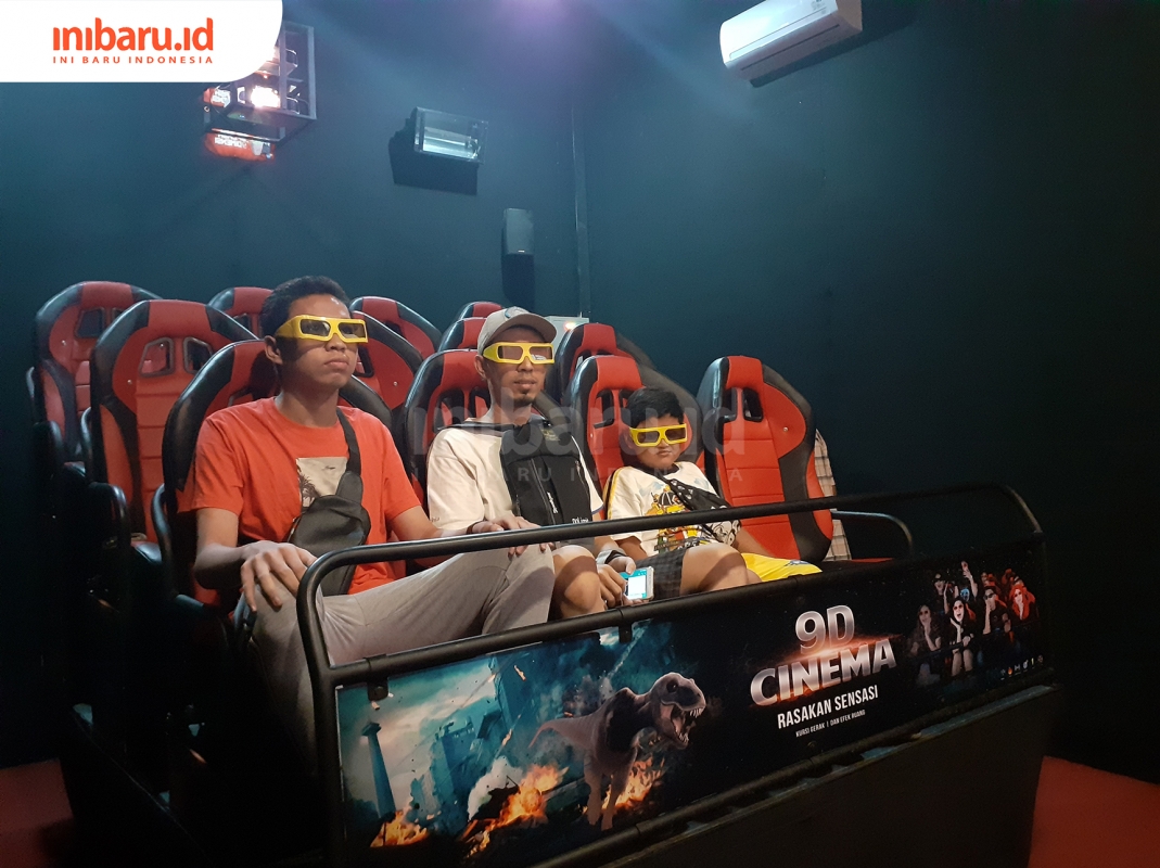 Serunya Disemprot Air dan Salju Saat Nonton Film di Bioskop Sinema 9 ...