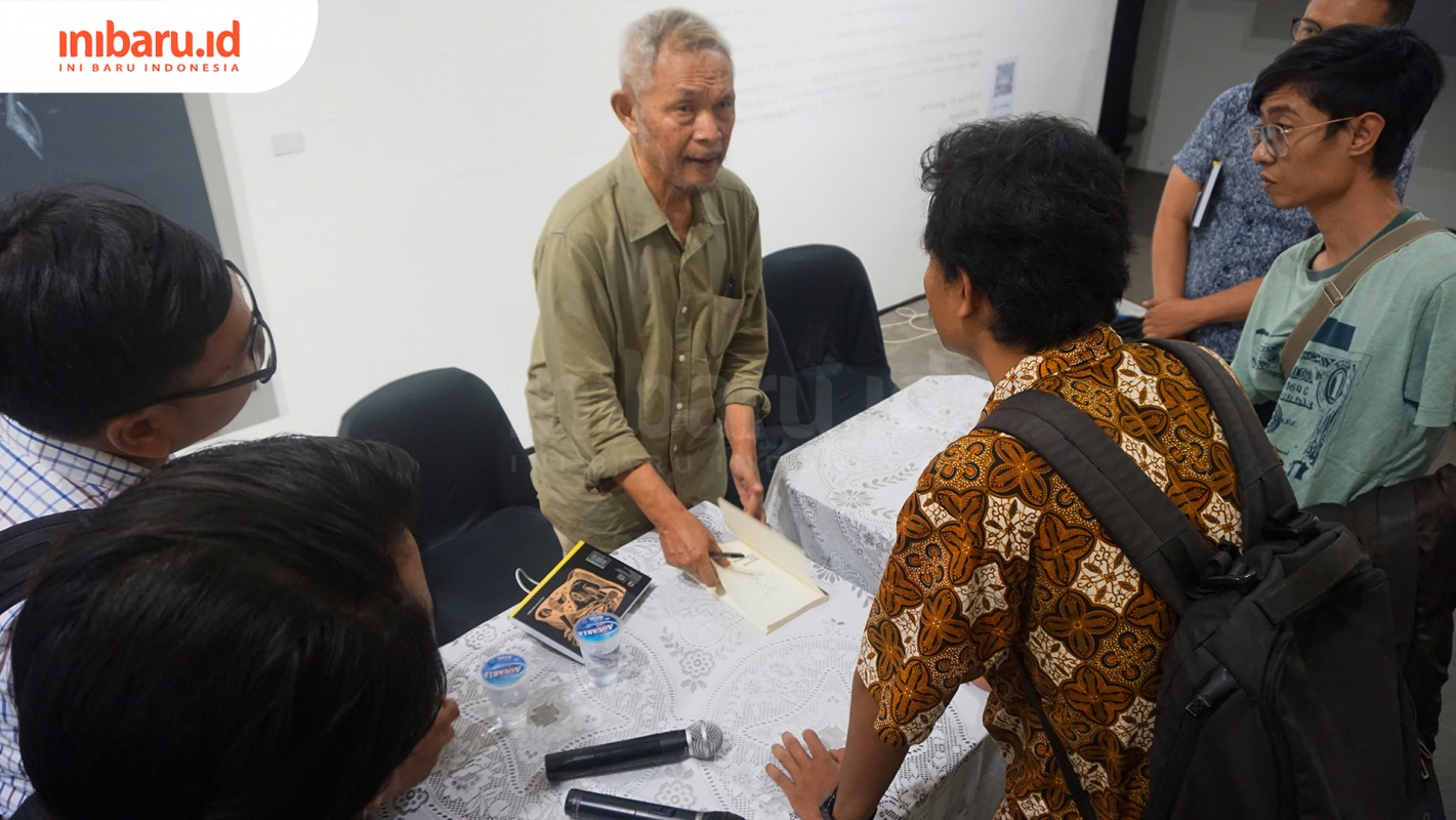 Jangan Terlalu Fanatik, Pesan Goenawan Mohamad untuk Anak Muda di Semarang